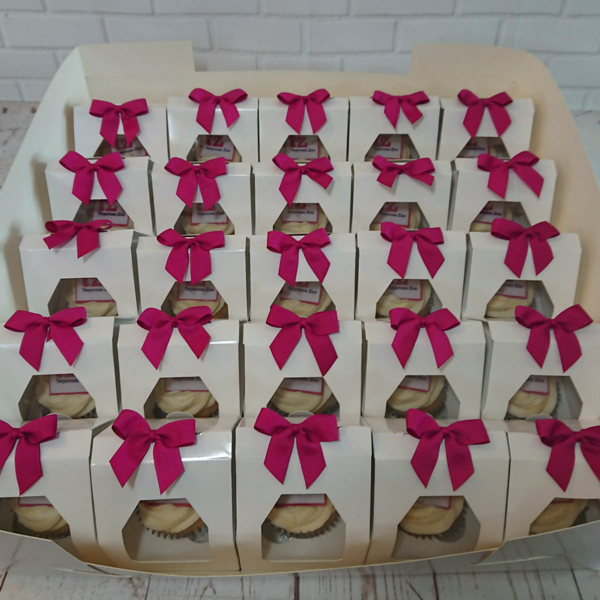 Choosing Cake Boards and Cake Boxes - Quality Cake Company