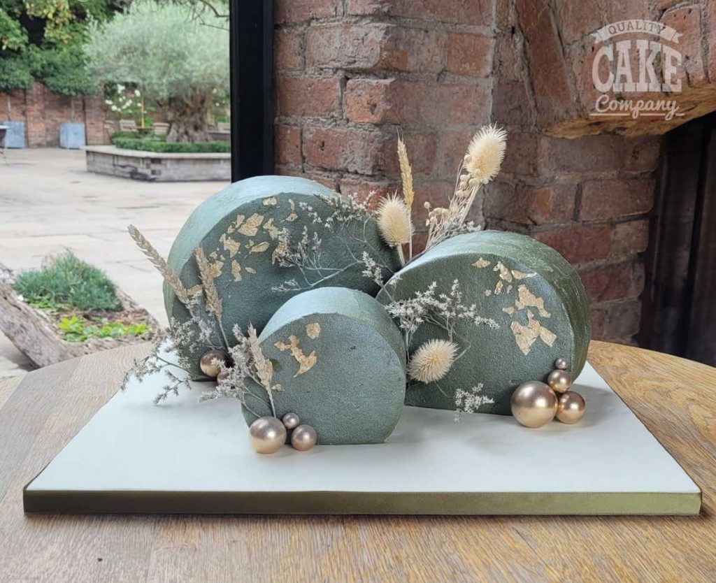 Green Wedding Cakes - Quality Cake Company