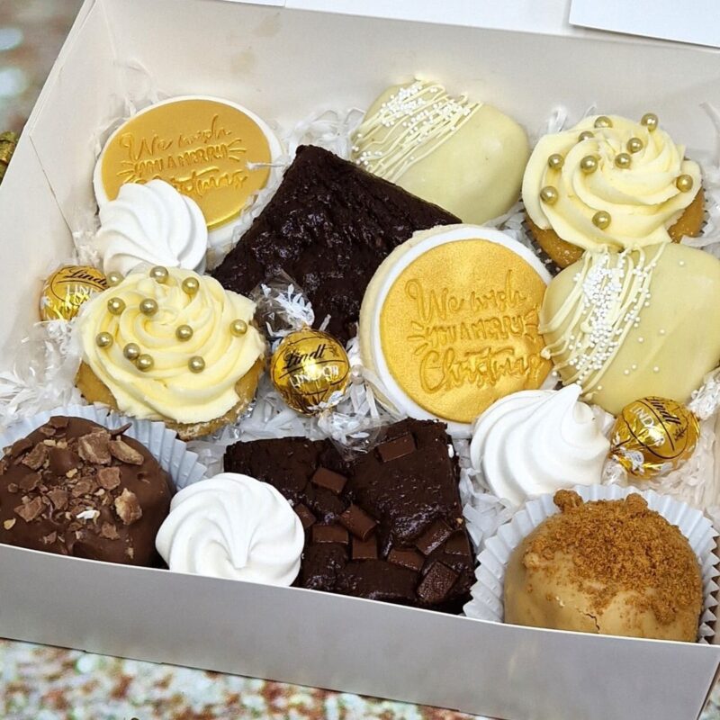 Christmas Cakes & Balloons - Quality Cake Company